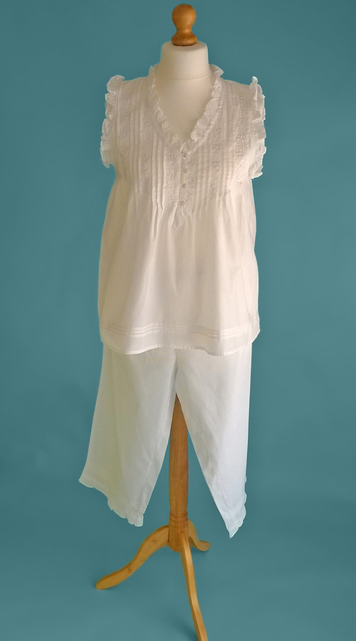 Annabel sleeveless pyjamas – English Rose Linens